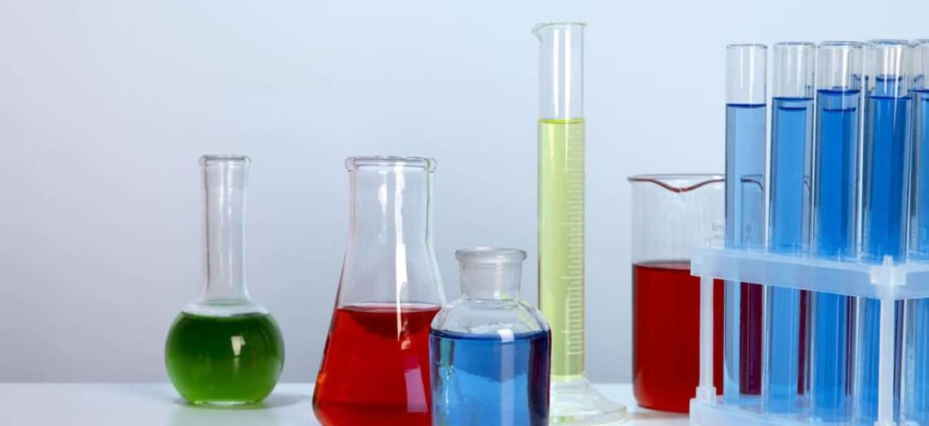 Which glassware is right for your laboratory and how do you choose it ...